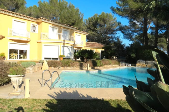 Mougins, Saint-Martin, Jylloue : Maison 7 pièces à vendre