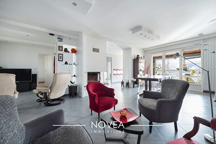 Maison à vendre - Villeurbanne, Cusset - 6 pièces - 4 chambres