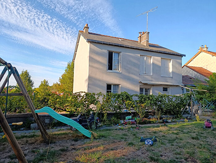 Vihiers : Maison 7 pièces à vendre