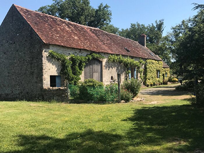 Maison 9 pièces à vendre - Lussac-les-Églises