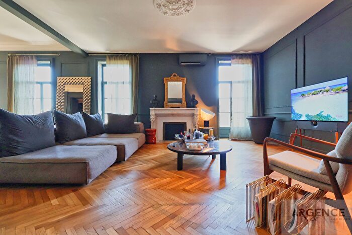 Appartement à vendre - Nîmes, collines - 5 pièces - 3 chambres