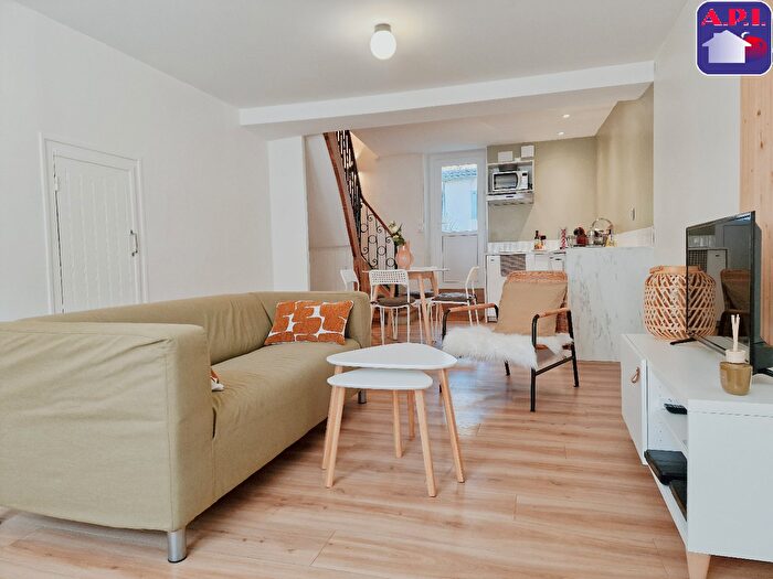 Maison à vendre - Capoulet-et-Junac - 5 pièces - 4 chambres