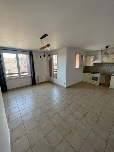 Soucieu-en-Jarrest : Appartement 2 pièces à louer