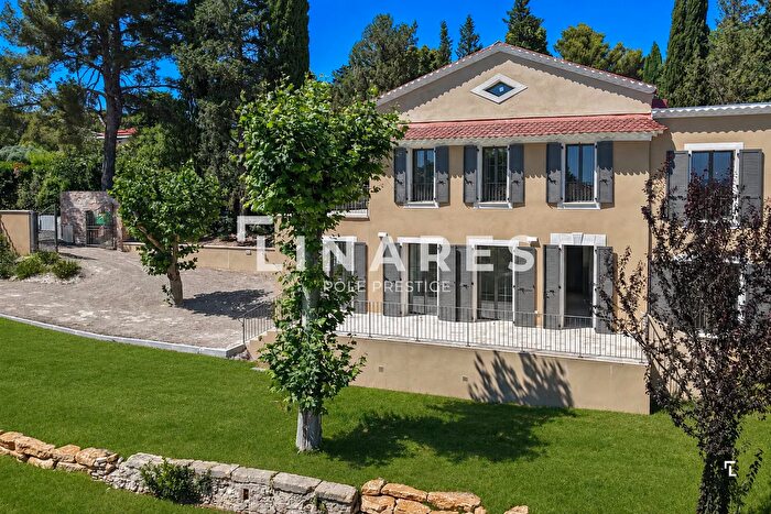 Maison 6 pièces à Aix-en-Provence, Saint-Donat, Les Platanes, à vendre