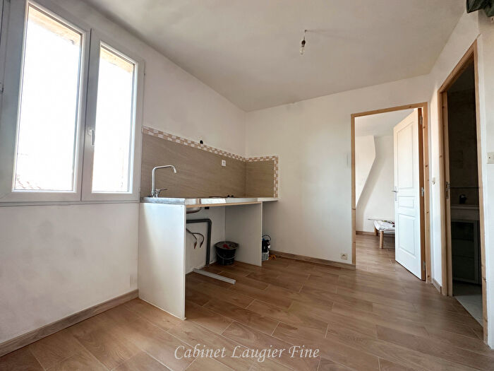 Appartement à vendre - Marseille e , Cours julien, Notre-Dame-des-Monts - 2 pièces - 1 chambre