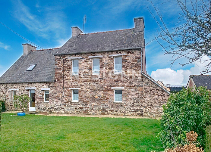 Uzel : Maison 3 pièces à vendre