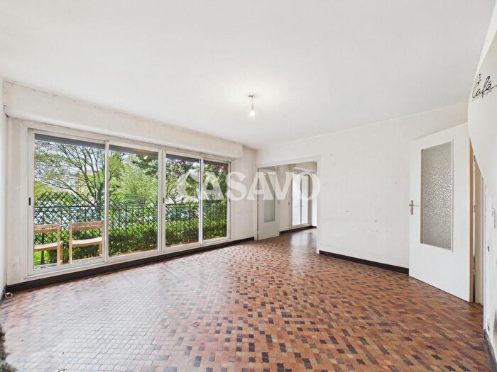 Rillieux-la-Pape, Ville nouvelle Nord - Appartement 5 pièces à vendre
