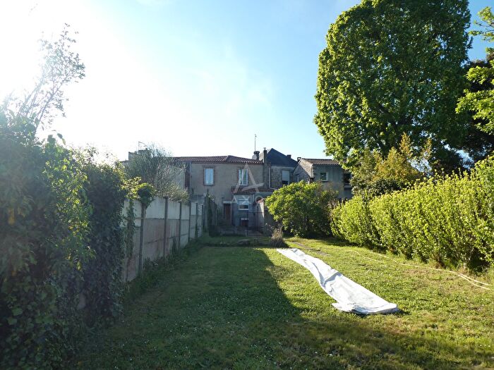 Maison à vendre - Boussay - 4 pièces - 2 chambres