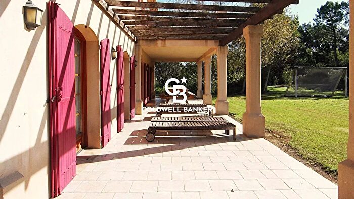 Maison à vendre - Cogolin, Radasse, Faucon - 6 pièces