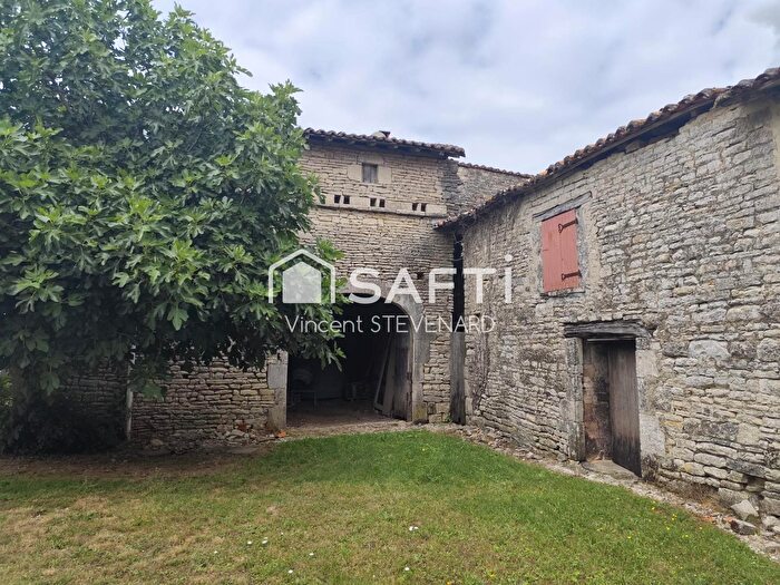 Ligné - Maison 5 pièces à vendre