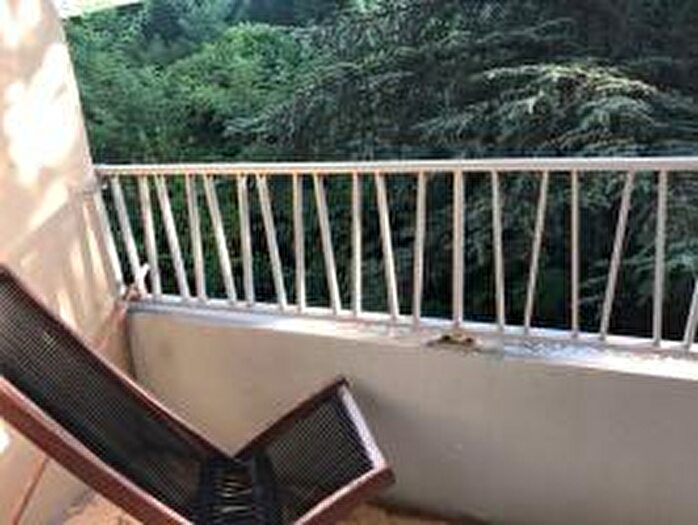 Appartement à louer - Saint-Étienne - 3 pièces - 2 chambres