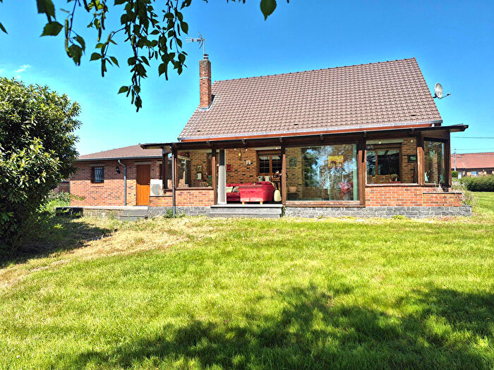 Maison 9 pièces à Louvignies-Quesnoy, à vendre