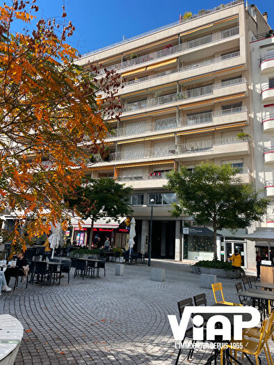 Appartement à vendre - Limoges, Centre-ville, Hôtel de Ville, Emailleurs - 5 pièces - 3 chambres