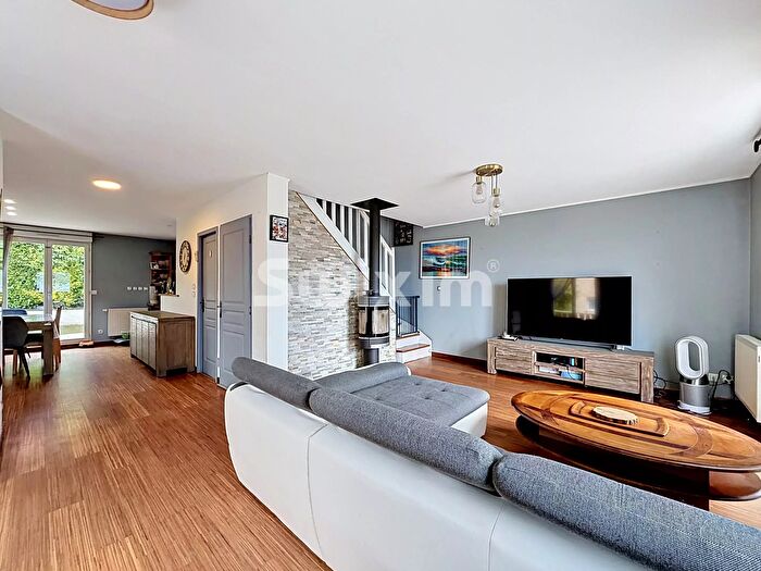 Maison 5 pièces à vendre à Péron