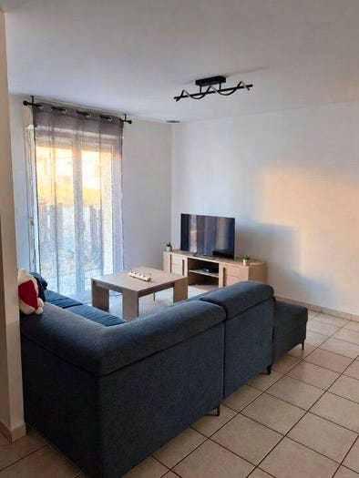 Maison 4 pièces à louer - Eyrans