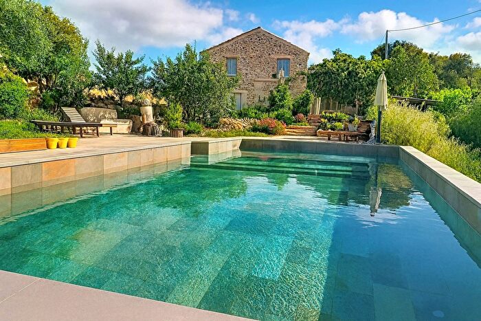 Maison à vendre - Saint-Gervais - 13 pièces - 5 chambres