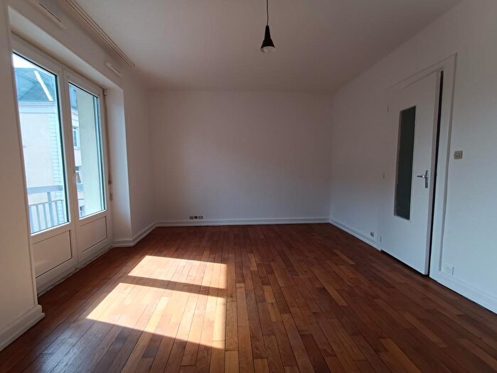 Appartement à louer - Belfort, Centre-ville, Fb de Montbéliard - 3 pièces - 2 chambres