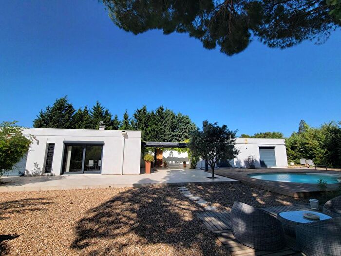 Pujaut : Maison 7 pièces à vendre