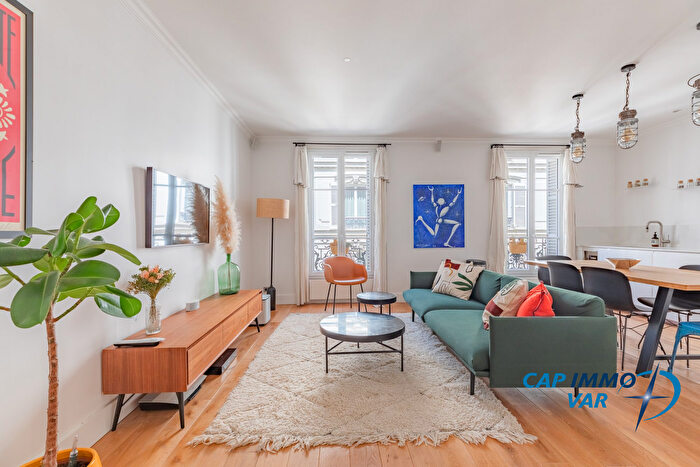 Appartement 3 pièces à Paris 17ème, La Fourche, Guy Moquet, à vendre