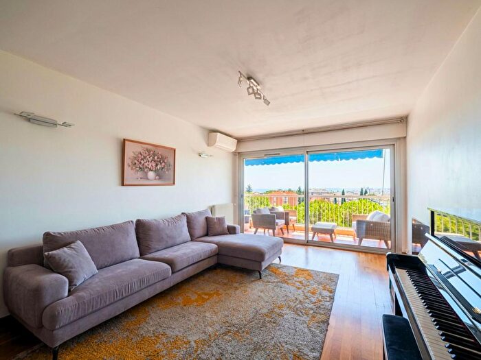 Nice, Corniche Fleurie - Appartement 3 pièces à vendre