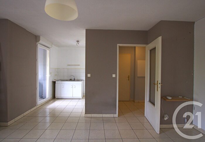 Appartement à vendre - Échirolles, Centre-ville - 2 pièces - 1 chambre