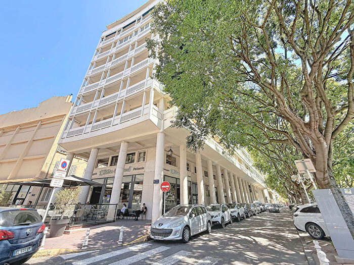 Appartement 2 pièces à vendre - Toulon, Place dArmes