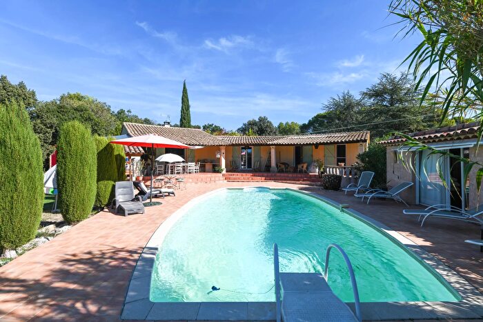 Maisons à vendre et appartements à louer - 1
