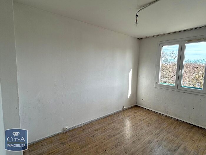 Appartement à vendre - Clichy-sous-Bois, Les Trois Châteaux - 4 pièces - 2 chambres