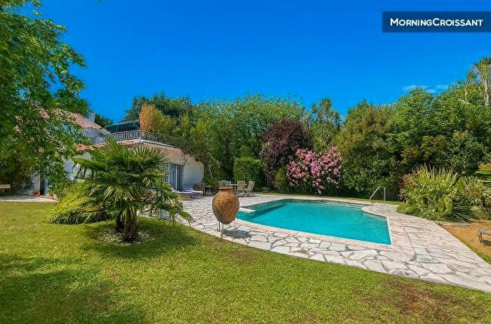 Appartement 2 pièces à louer - Nord, Roquefort-les-Pins