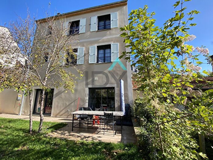 Maison à vendre - Saint-Germain-en-Laye, Coteaux du Bel-Air, Maison-Verte - 7 pièces - 5 chambres