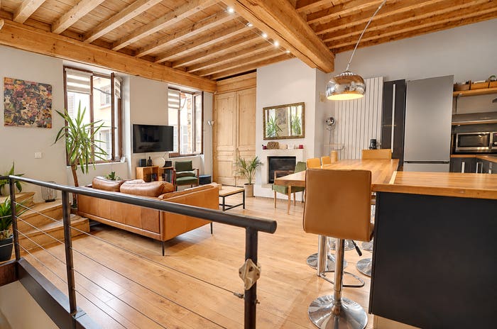 Neuville-sur-Saône - Maison 5 pièces à vendre