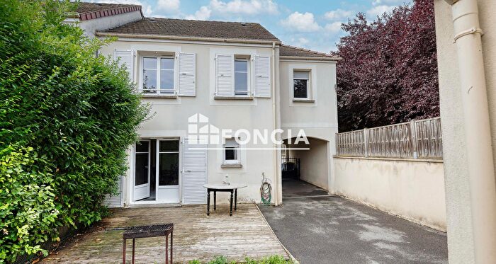 Maison à vendre - Ballancourt-sur-Essonne - 5 pièces - 4 chambres