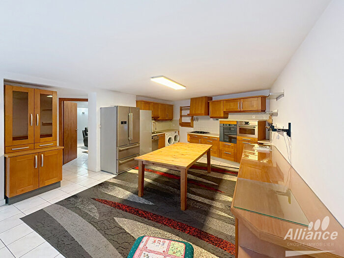 Appartement à louer - Belfort, Vieille ville, Le Fourneau - 5 pièces - 3 chambres