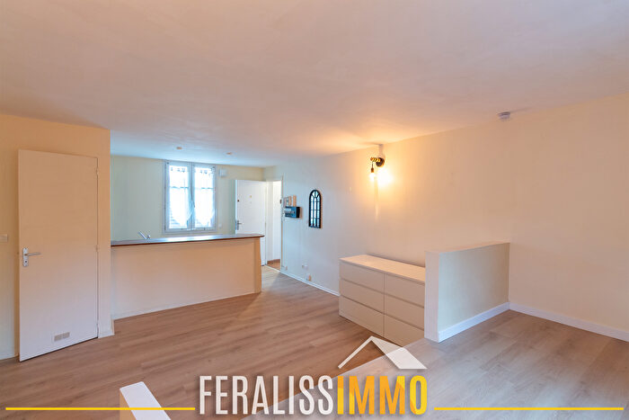 Appartement à vendre - Vauréal, Le Village - 1 pièce