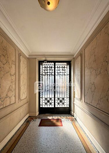 Appartement 1 pièce à vendre à Paris 8ème, Mairie