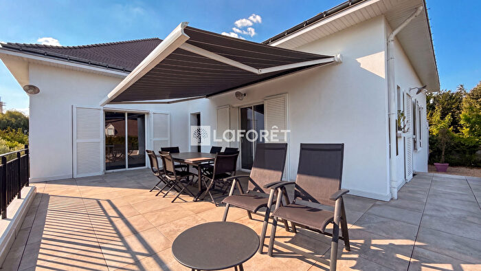 Maison 7 pièces à Chambray-lès-Tours, à vendre