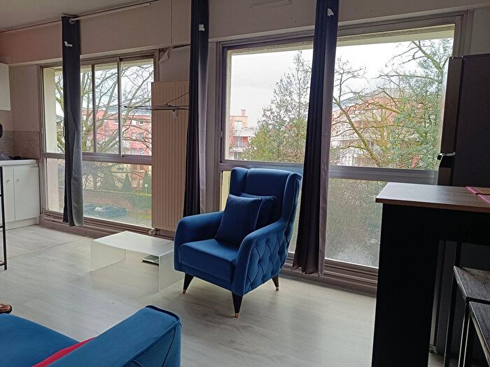 Appartement à louer - Cessoie, Lambersart - 1 pièce