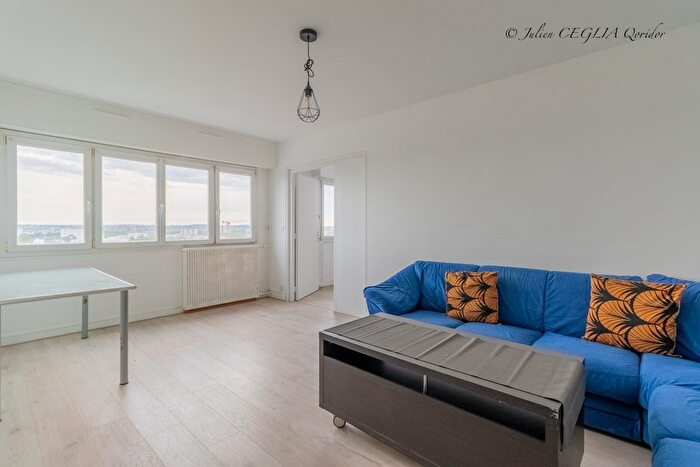 Appartement à vendre - Thiais, Pavé de Grignon - 3 pièces - 2 chambres