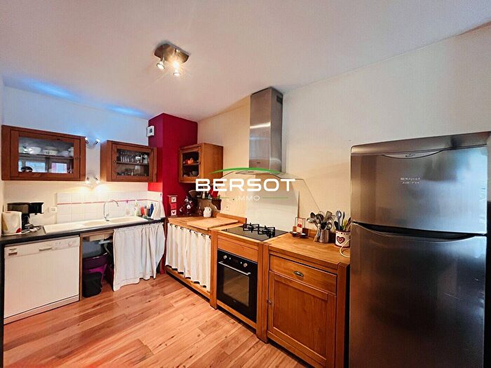 Appartement à louer - Saint Claude, Torcols, Besançon - 2 pièces - 1 chambre