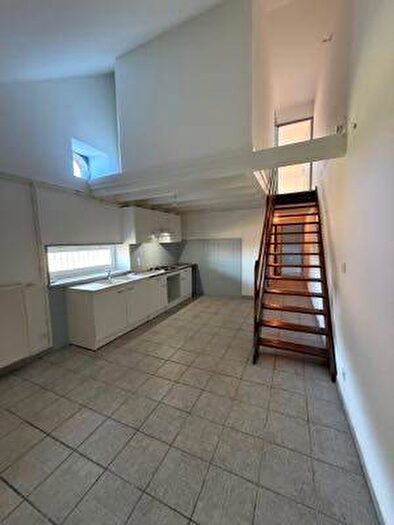 Maison à louer - Saint-Maurice-sous-les-Côtes - 5 pièces - 4 chambres