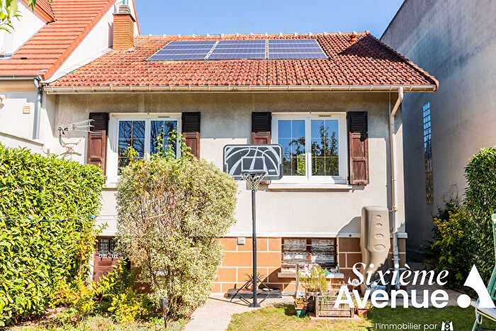 Maison à vendre - Savigny-sur-Orge, Plateau - 6 pièces - 4 chambres