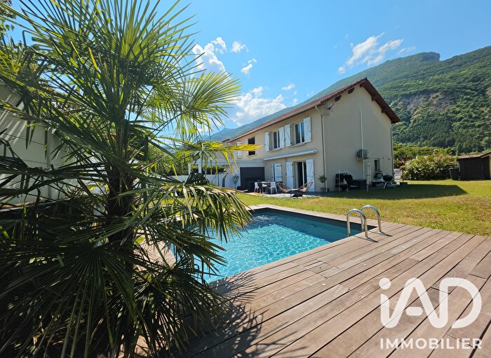 Vif : Maison 5 pièces à vendre