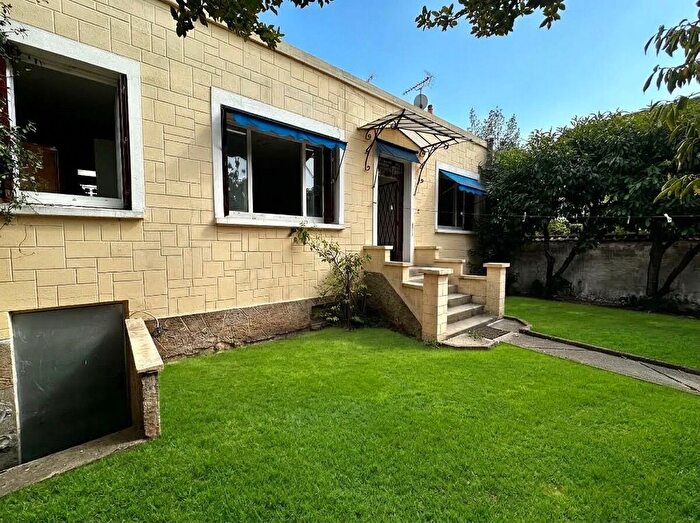 Maison 4 pièces à Champigny-sur-Marne, Maroc, Fourchette, Polangis, à vendre