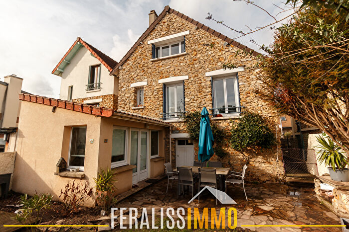 Maison à vendre - Triel-sur-Seine - 6 pièces - 4 chambres