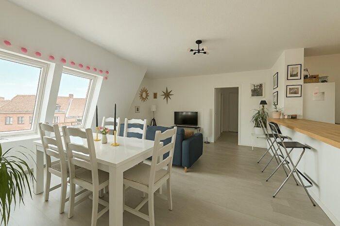 Appartement 4 pièces à vendre - Villeneuve-d'Ascq, Cousinerie