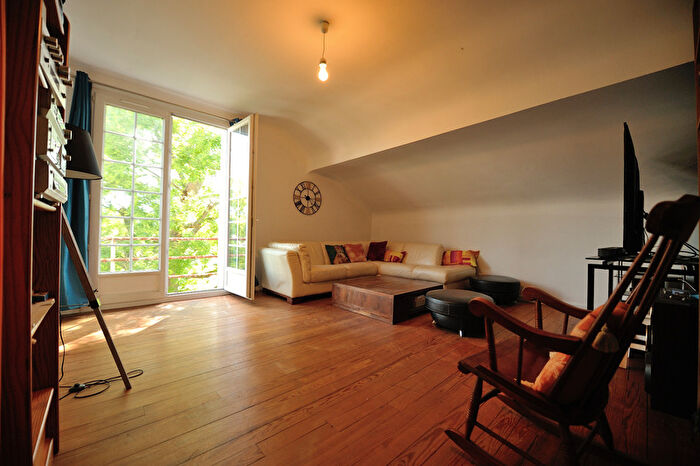 Appartement 3 pièces à Pau, Le Hameau, à vendre