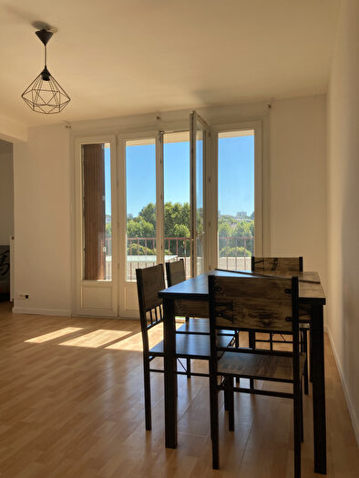 Marseille 14ème, Saint-Barthélémy : Appartement 2 pièces à louer