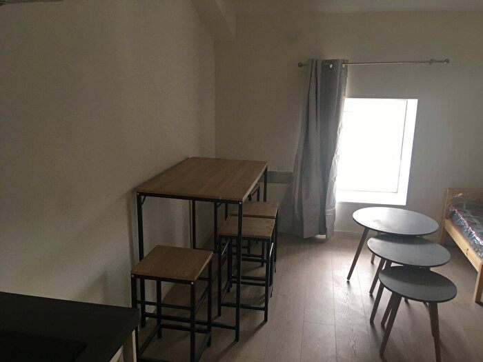Centre, Craponne - Appartement 1 pièce à louer