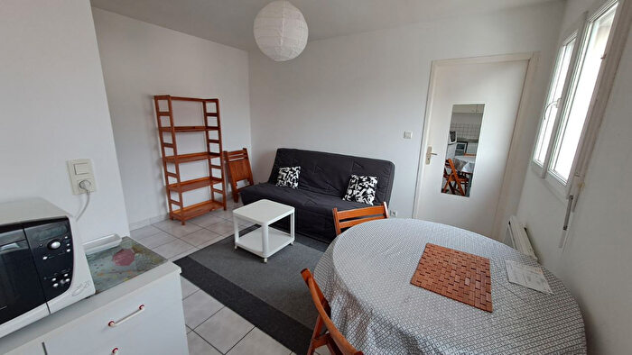 Appartement à louer - Lannion, Centre-ville - 2 pièces - 1 chambre