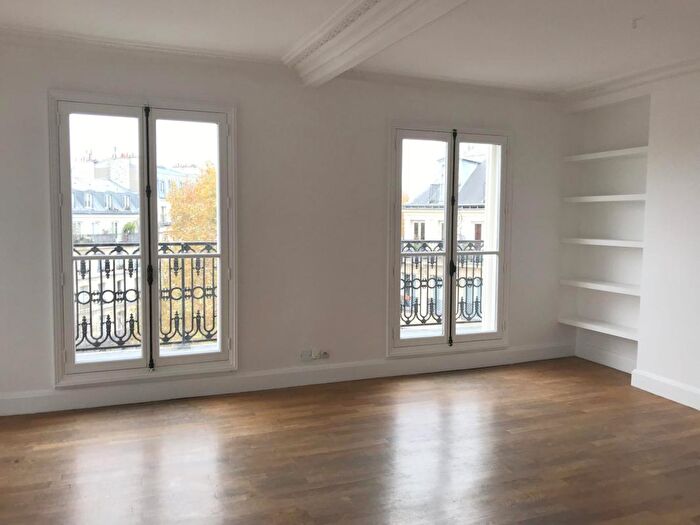 Appartement 2 pièces à Paris 10ème, Porte Saint-Martin, Paradis, à louer